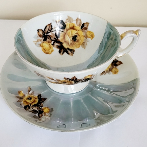 harven | Dining | Cute Vintage Harvan Teacup And Saucer Blue And White ...